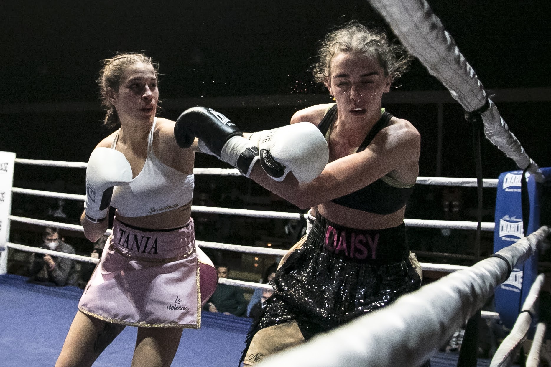 Tania Álvarez, pionera en boxa | iNSiGHTS