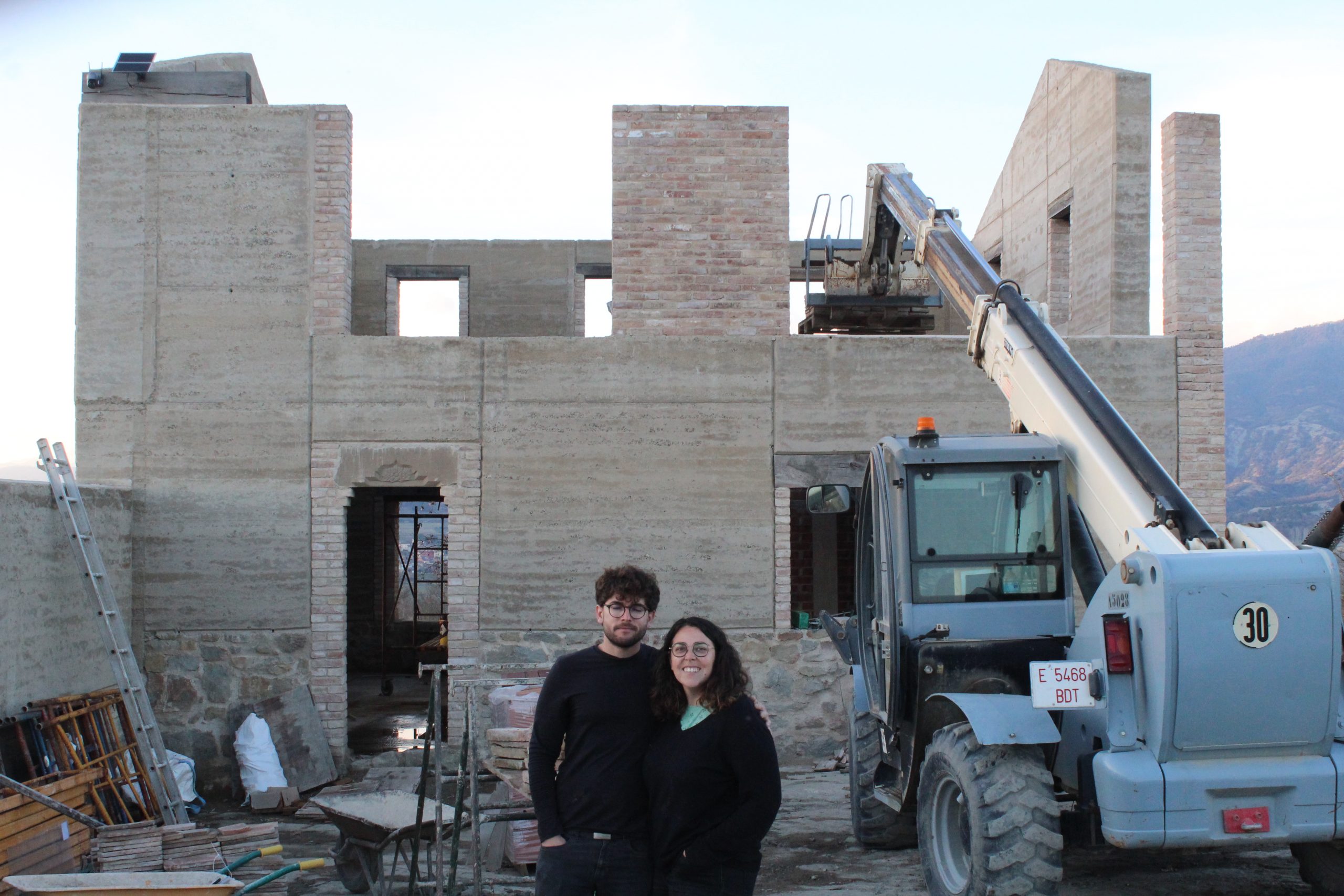 Reconstruir un antic hostal de bandolers per viure-hi | iNSiGHTS